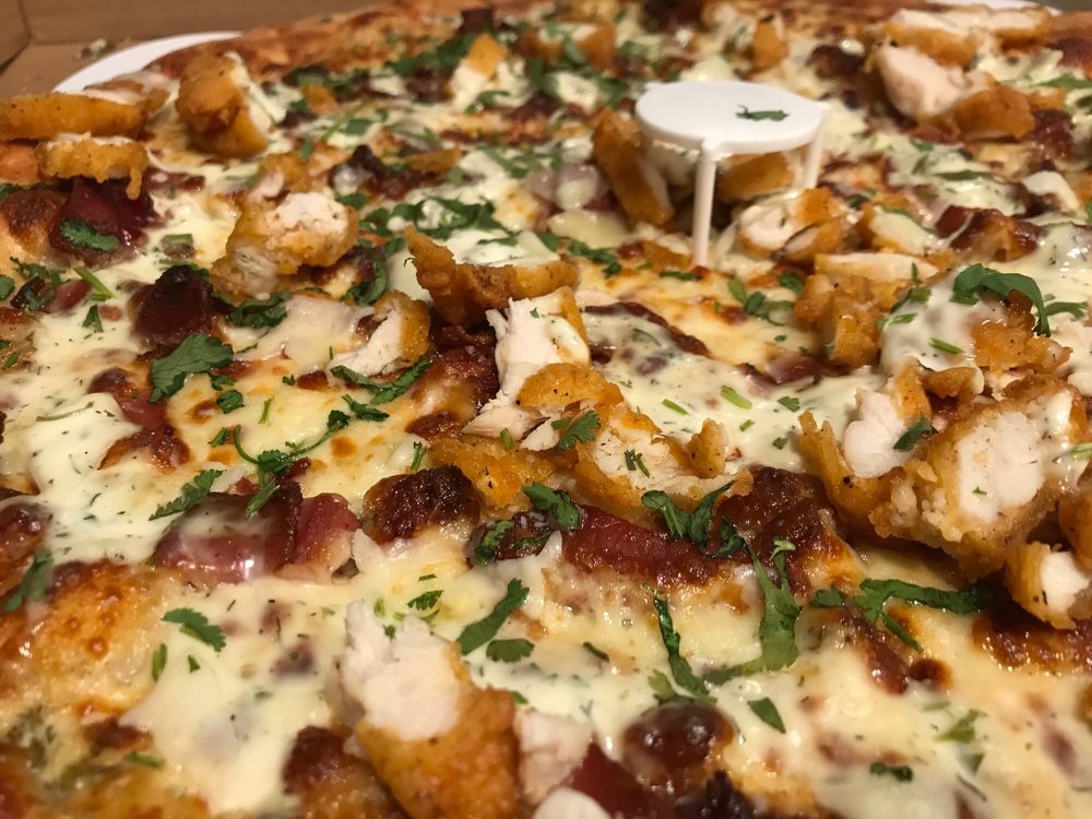 Small Extreme Chicken Pizza | The Pizza Coop & Ale House / Detroit ...